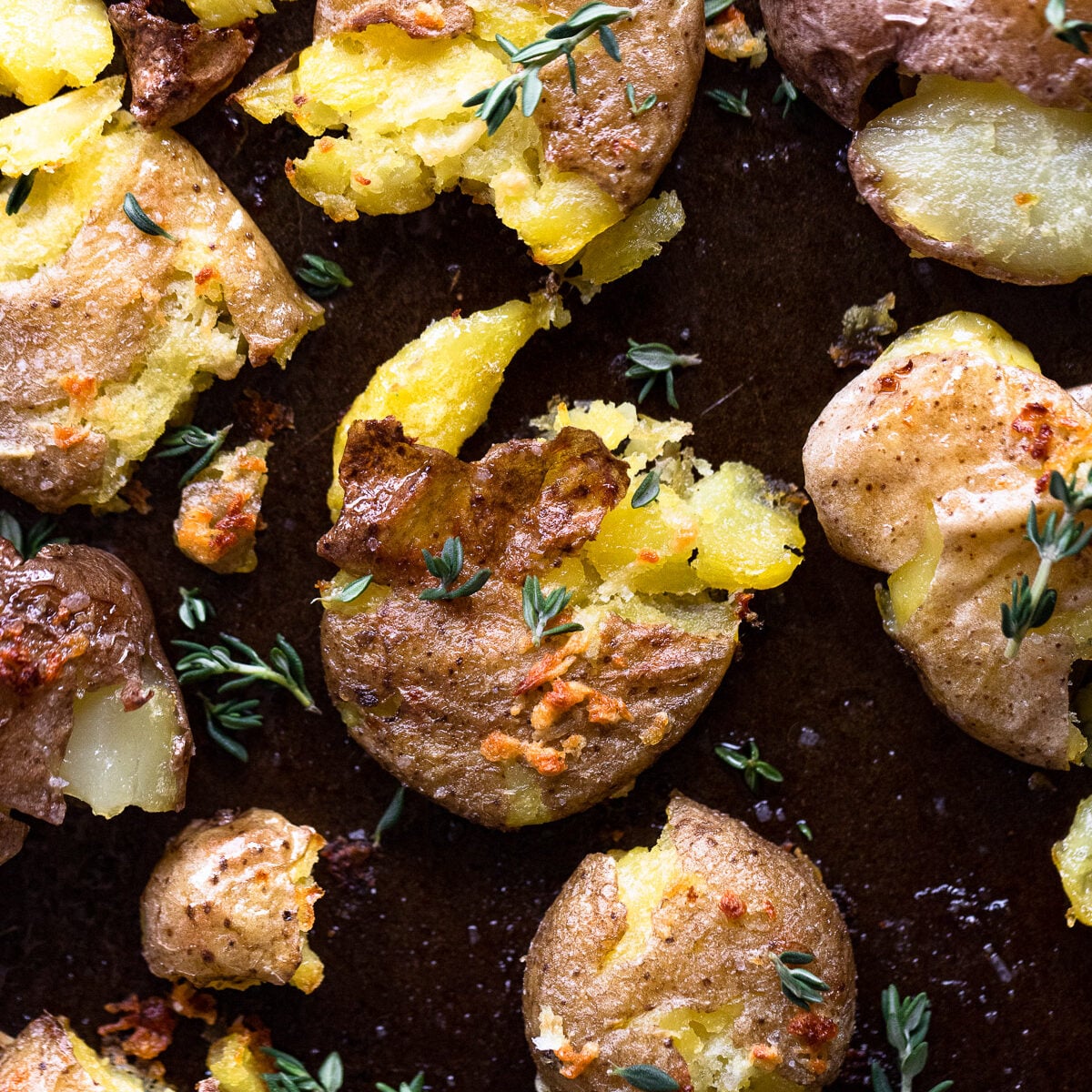Garlicky Smashed Fingerling Potatoes (so crispy!)